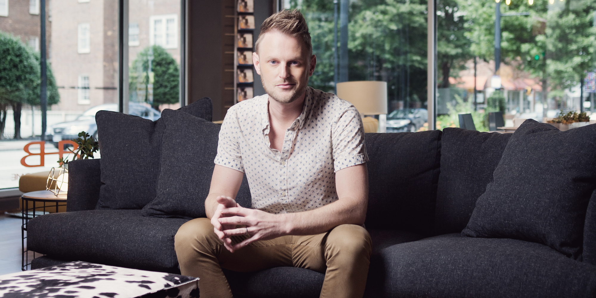 ‘Queer Eye’ Star Bobby Berk Is at Odds With Fans Not Loving His Candace ...