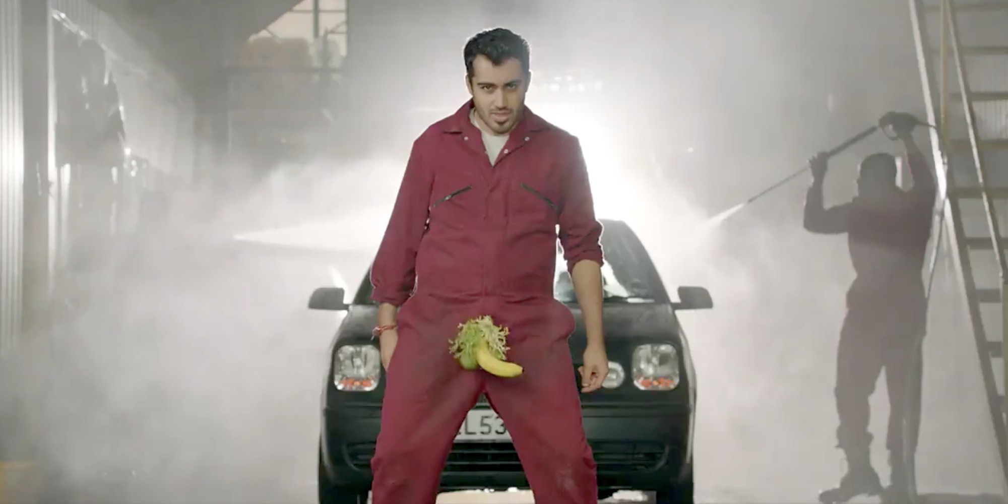 According to This PETA Video, Guys Can Up Their Sexual Game by Going ...